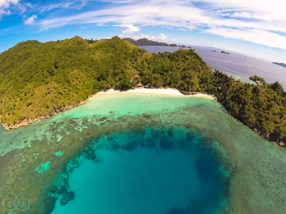 Misool Eco Resort - Originaltour Tour Operator