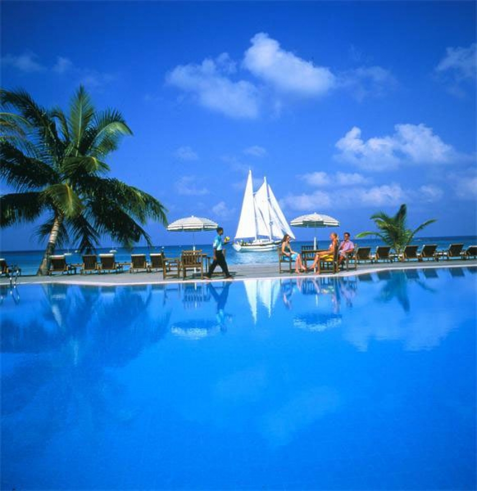 Meeru Island Resort Maldive - Originaltour Tour Operator